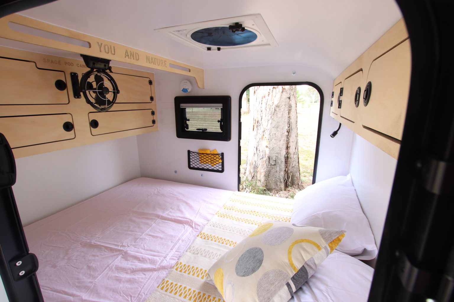 Seeker LX Gen2 – Space Pod Camper Trailer Australia
